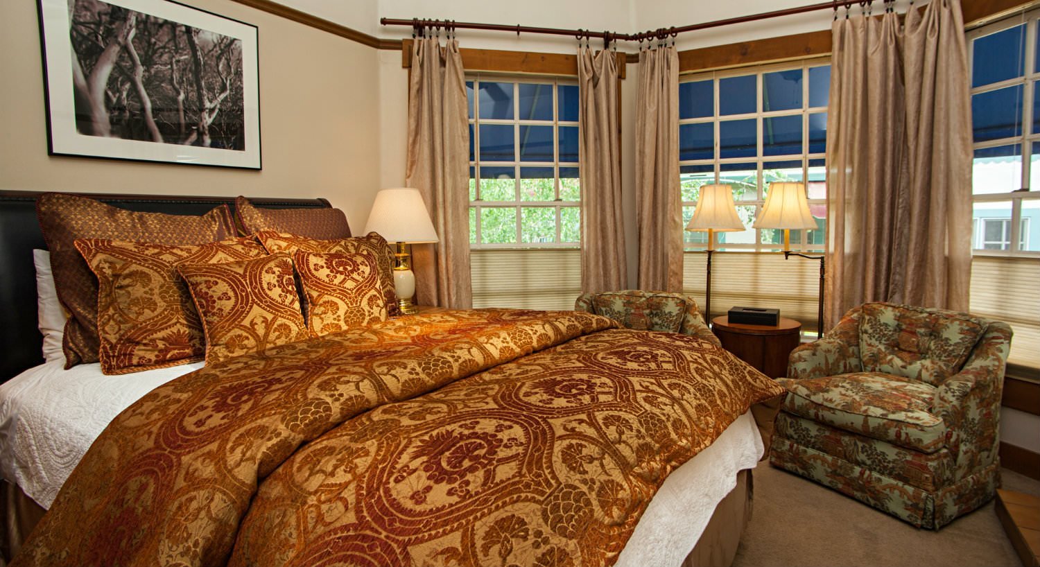 Enjoy our Photo Gallery Tour of our beautiful spaces!